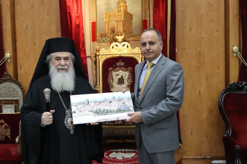 VISITS TO HIS BEATITUDE - Jerusalem Patriarchate - News Gate